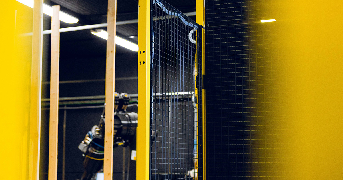 Comprehensive guide to fixed guards for machine safety